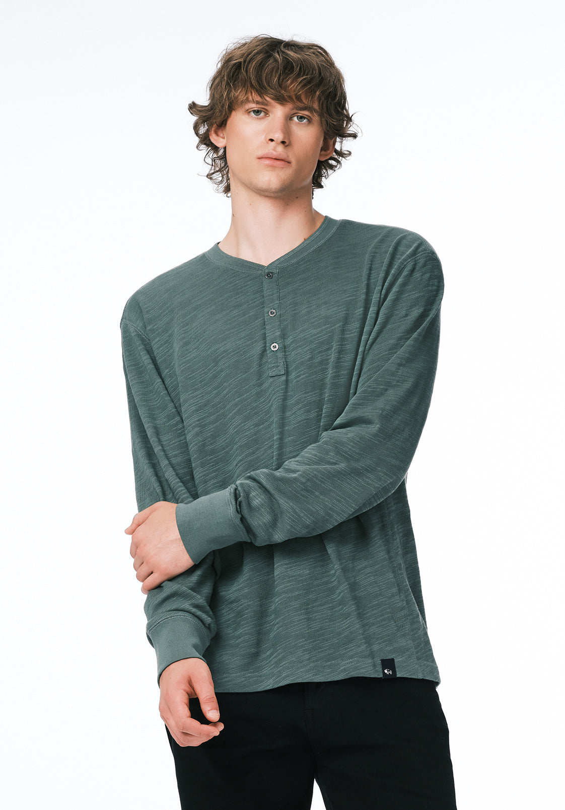 Kandid Men's Long-Sleeve Relaxed Henley Top, DARK FOREST – Buffalo Jeans CA